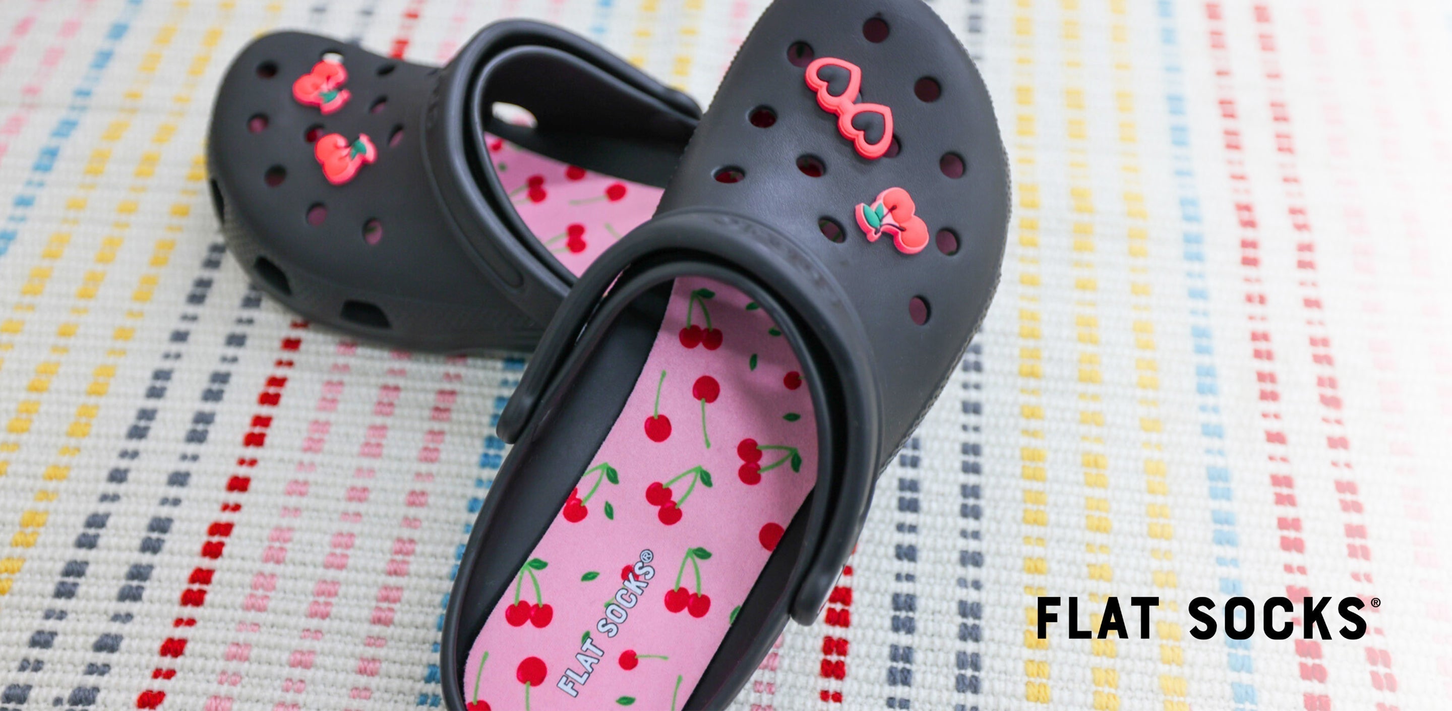 4 Ways to Customize Your Crocs & Kid's Crocs – FLAT SOCKS